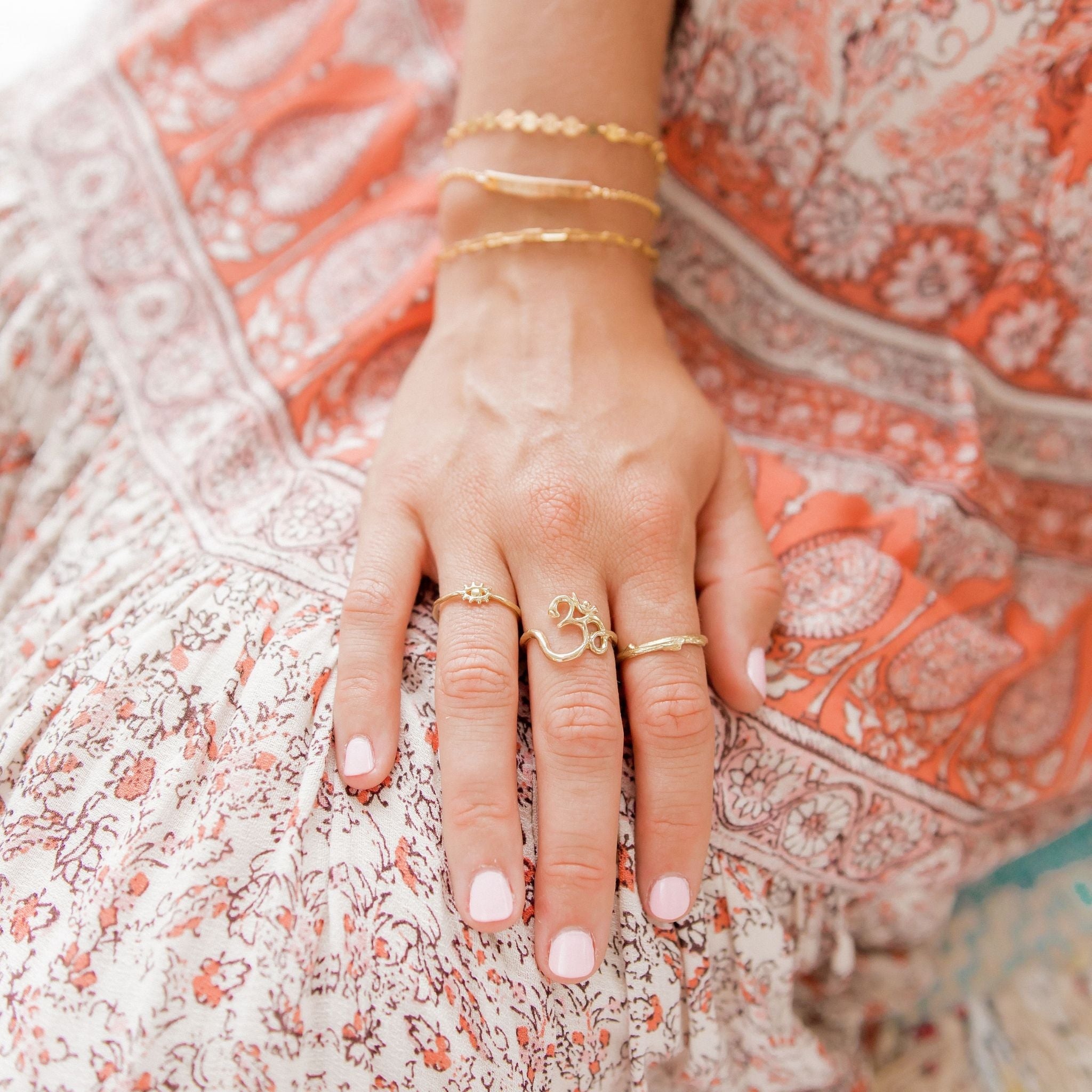 Om ring gold store